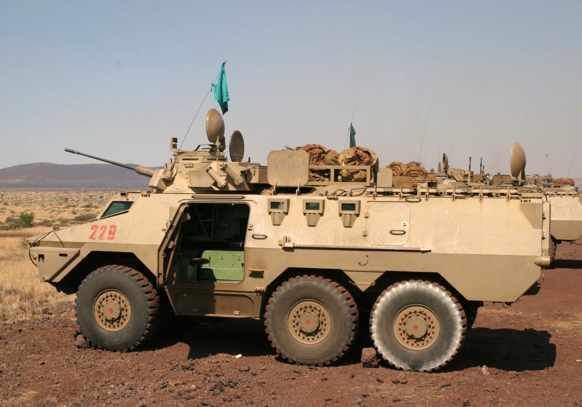 WarWheels.Net- Ratel 20 ICV Photos